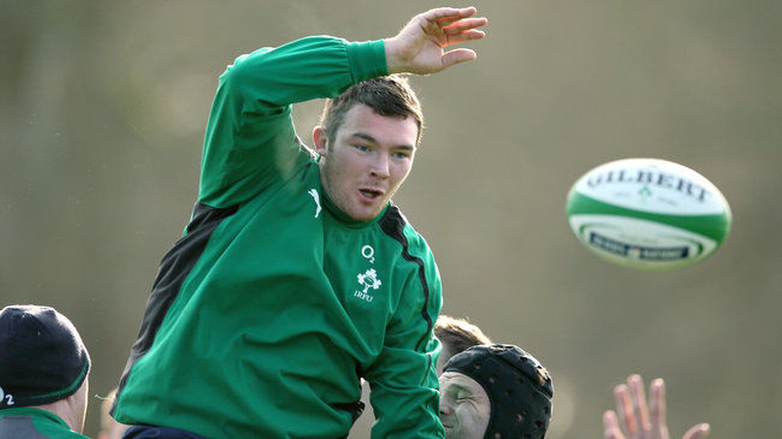 #BehindTheGreen: Peter O'Mahony Rapid Fire Round | Irish Rugby