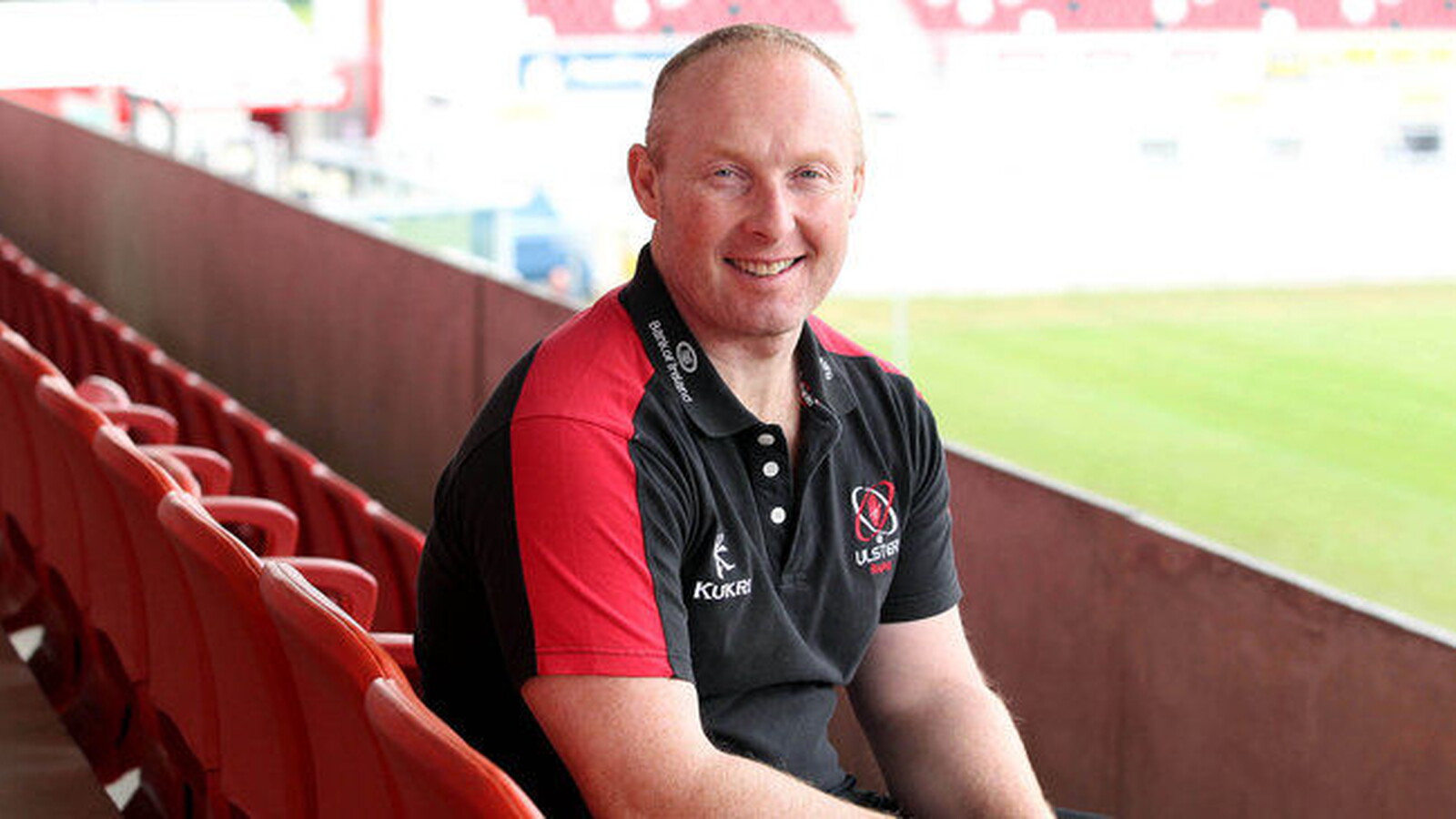 Irish Rugby TV: Neil Doak On Ulster's Back-Line Talent | Irish Rugby